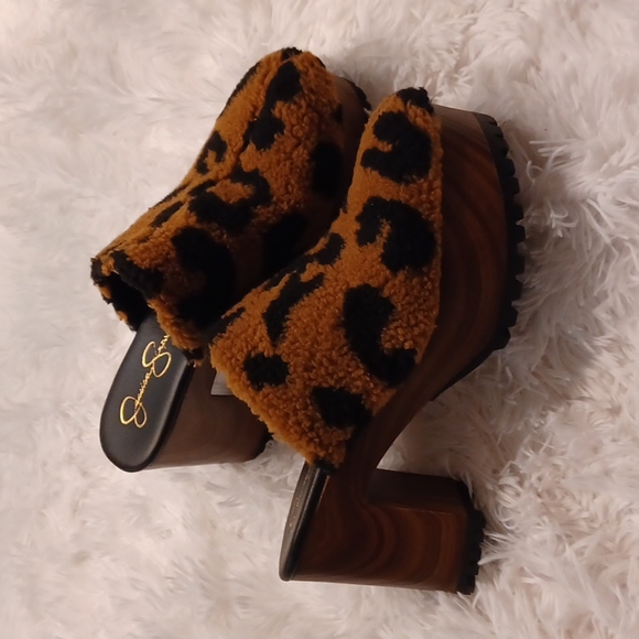 Jessica Simpson | Shoes | Jessica Simpson Animal Print Tollia Cozy ...